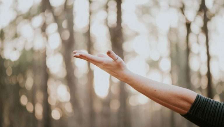 A Complete Guide to Spiritual Grounding: 10 techniques that help you ...